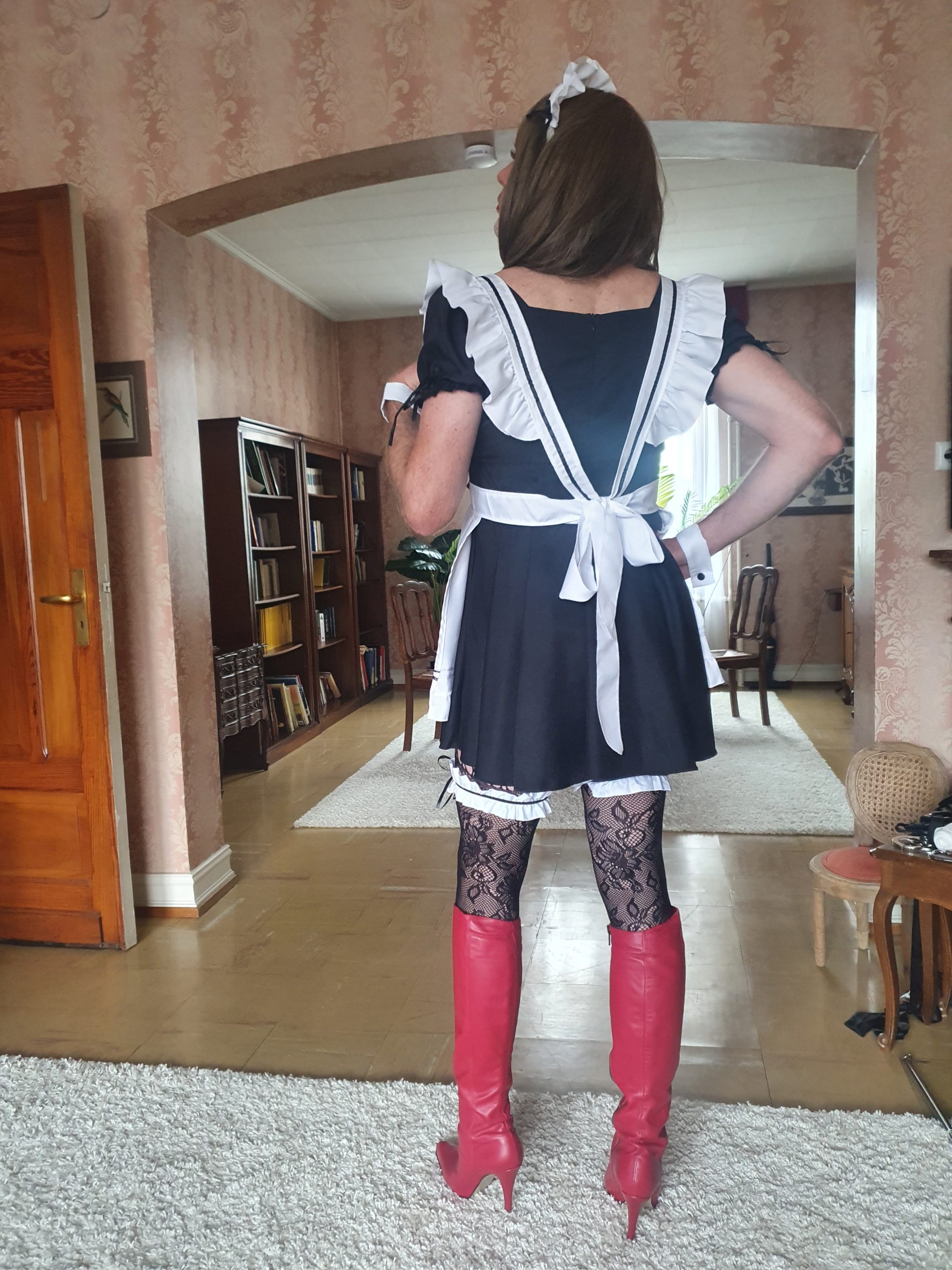 Zurich Dominatrix Sessions - Mistress Elena - Pro Domme Switzerland